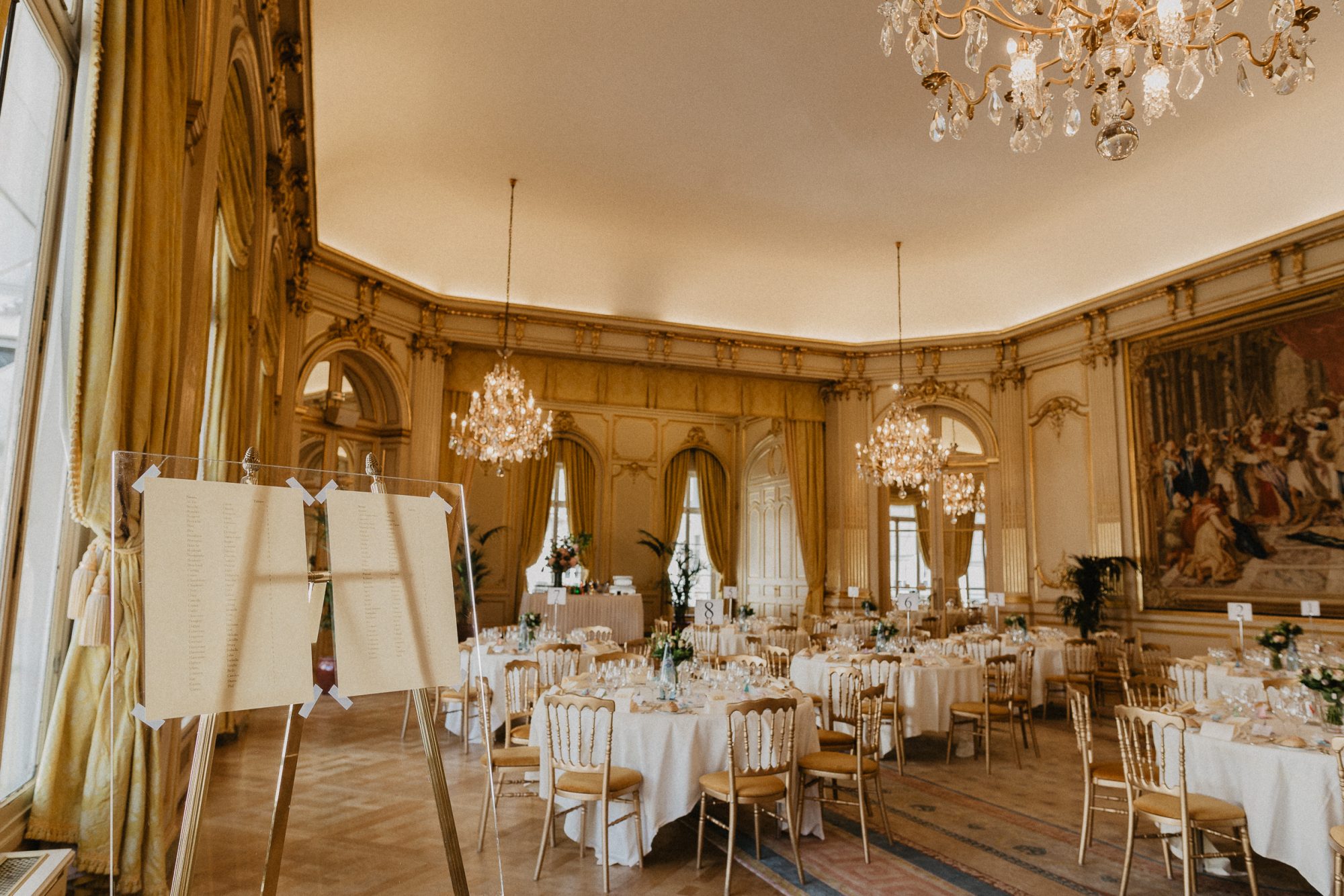 Photographe Mariage civil intime à la Mairie du 16ème, Paris