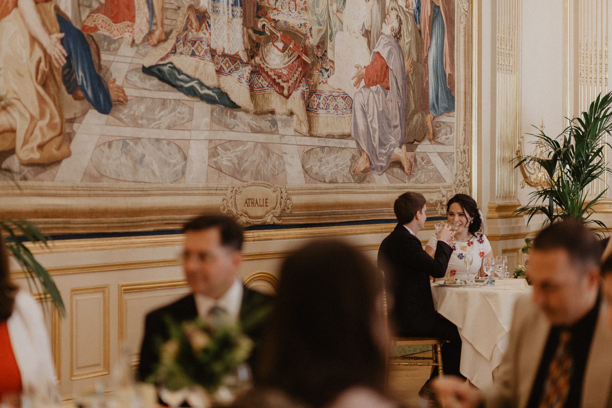 Photographe Mariage civil intime à la Mairie du 16ème, Paris