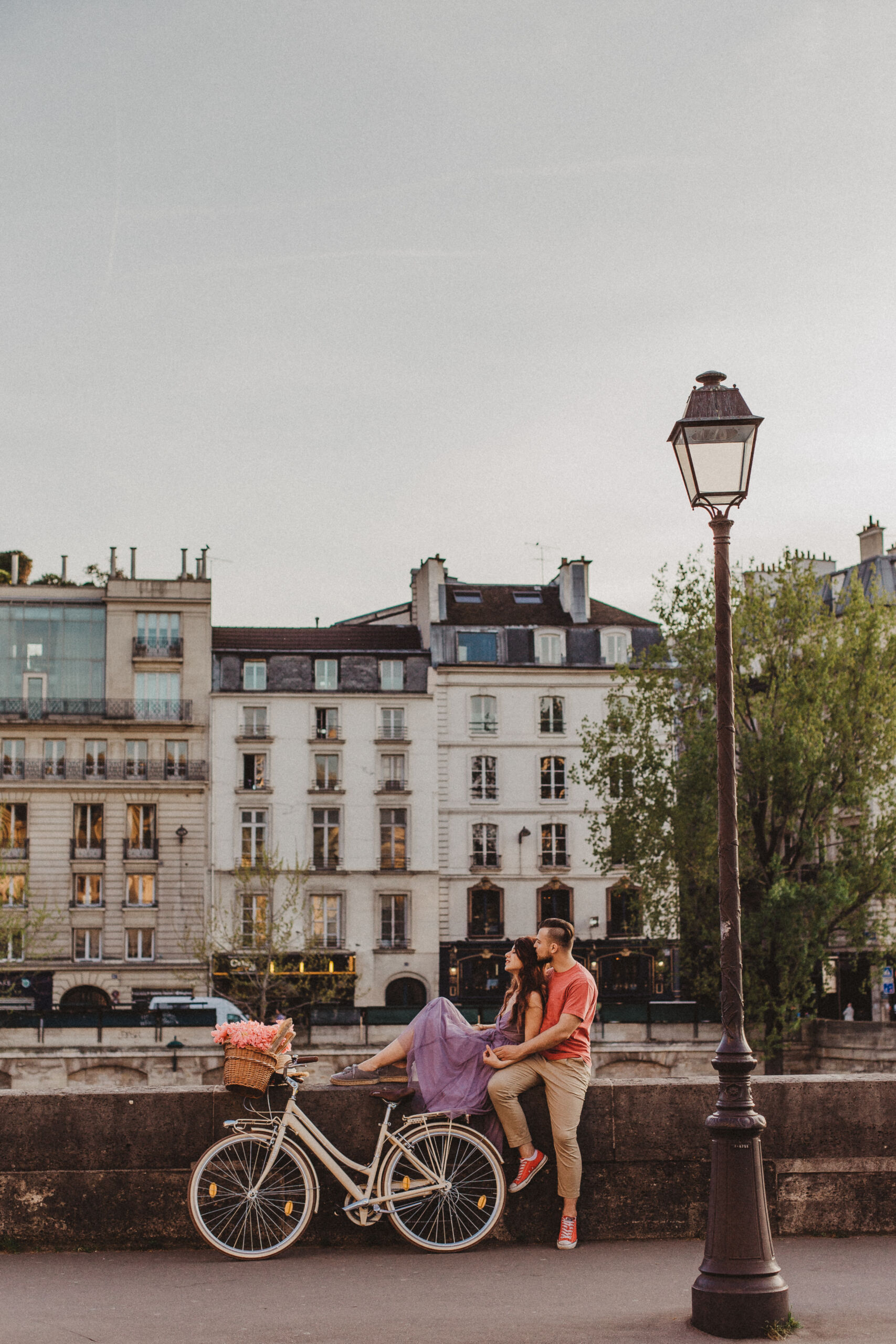 Paris Photographer | Timeless & Chic | Through The Glass Paris